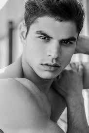 Model Christopher George Lpsg