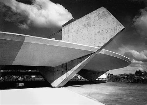 Necesidades Humanas Y Arquitectura