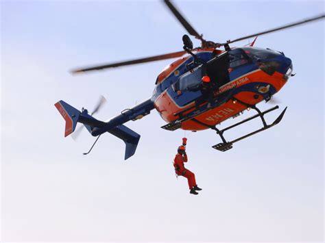 ГССҮТ ийн эмч мэргэжилтнүүд агаараас эрэн хайх аврах ажиллагааны 111 дүгээр ангийн үйл