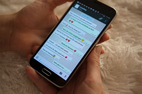 Sexuelle Übergriffe Im Netz Wie Sich Frauen Wehren Können Familien