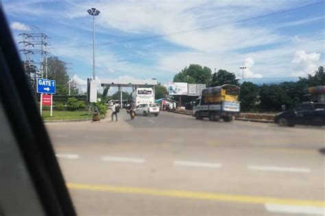 အမှတ် ၃ လမ်းမကြီးကို ပေ ၃၀၀ အထိ ချဲ့မည်ဆိုကာ လမ်းဘေးဆိုင်ခန်းများကို