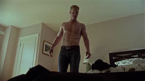 Alexis Superfans Shirtless Male Celebs Steve Byers Shirtless In Slasher Season 1 Ep 8