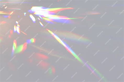 광선 프리즘 무지개 굴절 빛 배경 오버레이 프리미엄 사진