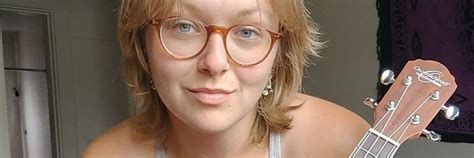 Anna Applegate And Christi Swing Motr Pub Over The Rhine Cincinnati