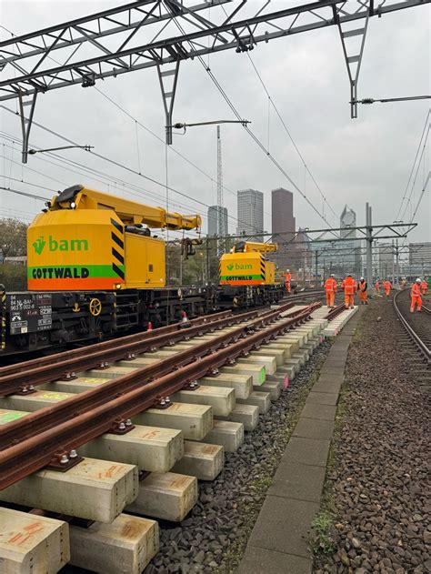 Komend Weekend Plaatsing Nieuw Kruiswissel Op Emplacement Den Haag