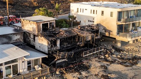 Real Estate Moguls Stunning 24million Malibu Home Is Burned To A