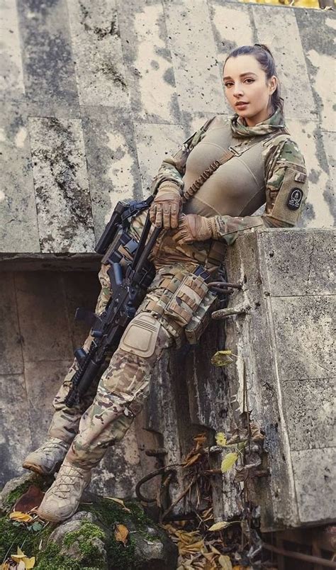 ‫صور بنات باللباس العسكري‬‎ بنات حلوين