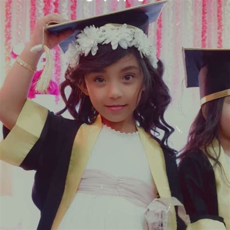 اُم دانـيا 🕊️ Omdanya Snapchat Stories Spotlight And Lenses