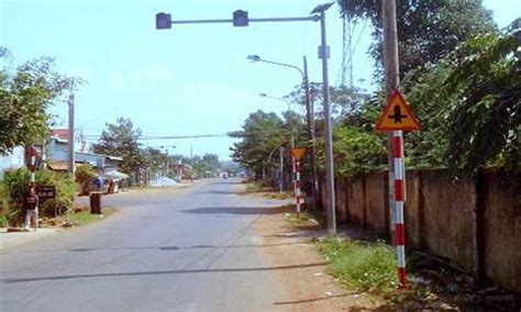 Tại Nơi đường Giao Nhau Giữa đường Không ưu Tiên Và đường ưu Tiên