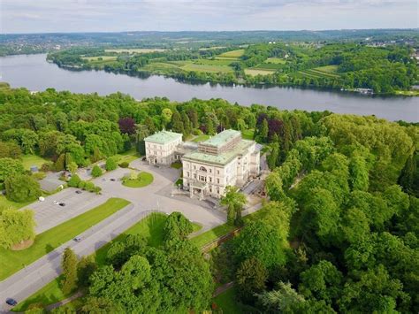 Евтини самолетни билети до Есен Полети от София до Есен