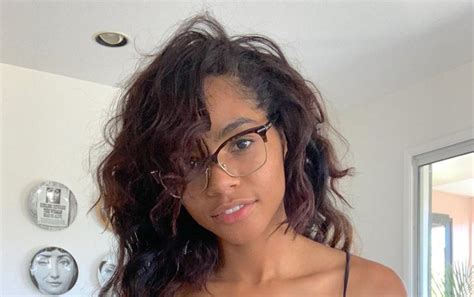 Helayna Marie Bio Age Height Wiki Instagram Biography