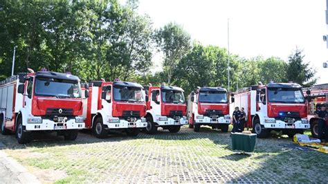 С шест нови автомобила за пожарогасене разполага ГД Пожарна