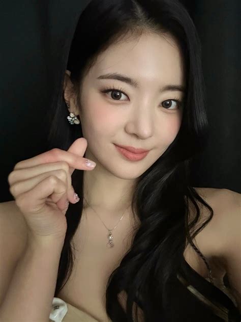 221225 Itzy Twitter Update Lia Kpopping