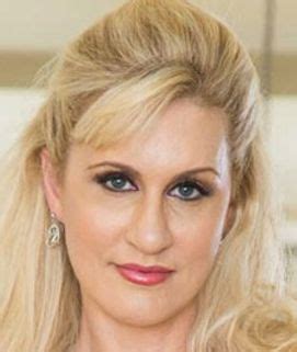 Ryan Conner Biography Age Husband Wiki More