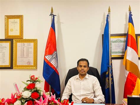 លោកឧកញ៉ា ផន វណ្ណិត ប្រតិកម្មលើអ្នកកាត់ក្តីតាមបណ្តាញសង្គមហ្វេសបុកករណីព្រះភិក្ខុ ពិន សែម