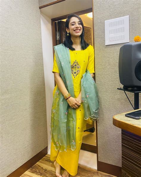 Smriti Mandhanas Feet