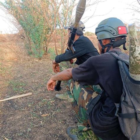 စလင်းမြို့ပေါ်ရှိ စစ်တပ် ထောက်တိုင် စရဖ ရုံးကို ဖောက်ခွဲ တိုက်ခိုက်မှု စစ်ကောင်စီ တပ်သားများ