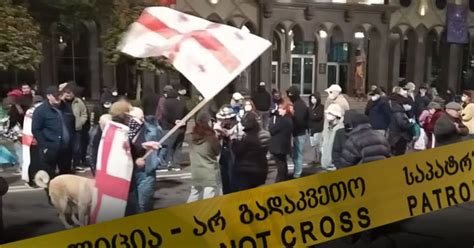 რუსთაველზე აღდგომის საღამოს დაკავებულ გიორგი ორთოიძეს 5 დღიანი პატიმრობა მიუსაჯეს