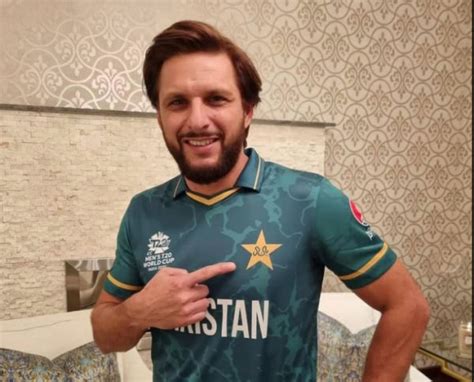 Shahid Afridi Named Pakistan Cricket S Interim Chief Selector