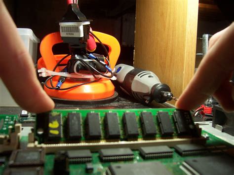 Upgrading The Memory In A Cisco 2500 Series Router 9 Steps Instructables