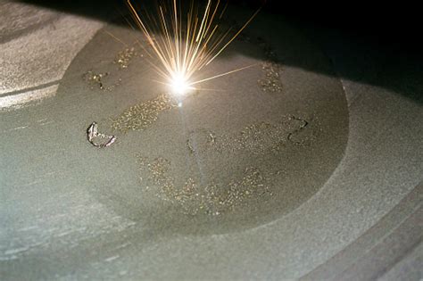 금속 레이저 소 결 기계입니다 3d 프린터 인쇄 금속입니다 3차원 인쇄에 대한 스톡 사진 및 기타 이미지 3차원 인쇄 3차원 형태 건축하기 Istock