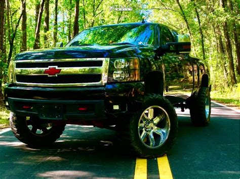 2007 Chevrolet Silverado 1500 Wheel Offset Super Aggressive 3 5