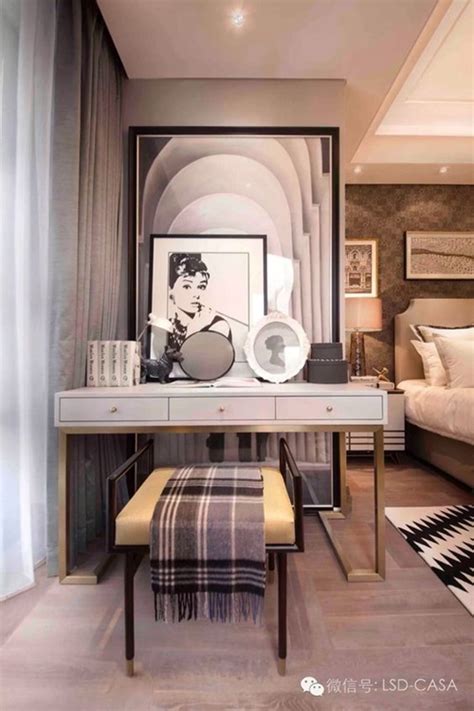 25 แบบโต๊ะแต่งหน้าบิวท์อินสวยๆ ใช้พื้นที่คุ้ม Ladyissue เว็บรีวิว