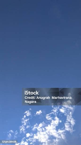 Tekstur Wallpaper Awan Langit Biru Foto Stok Unduh Gambar Sekarang Alam Angin Awan