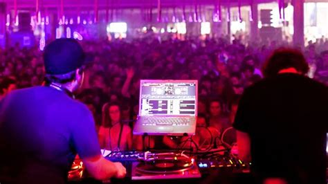 Nuits Sonores Ans Bonnes Raisons D Y Aller