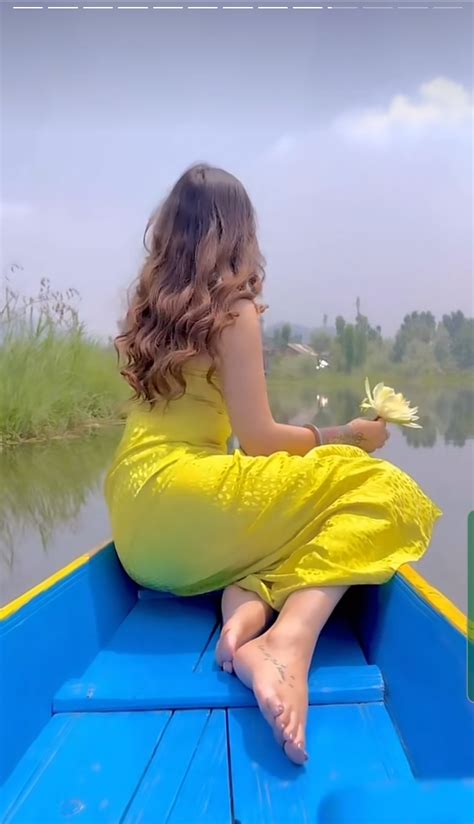 Gauri Virdis Feet