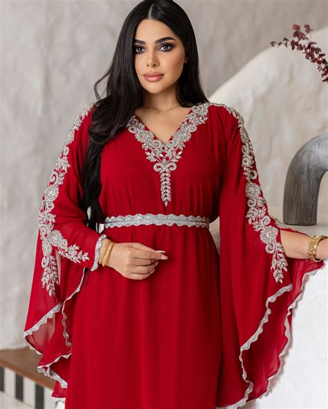 ‎ابيض و اسود للأزياء فرع 2 صحار🇴🇲‎ ‎تسليمفوري 🇴🇲‎ Instagram