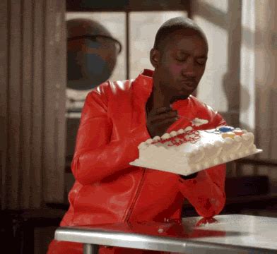 17 Familiar Situations For Anyone Who Doesnt Like Dessert