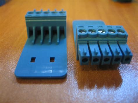 Extron Electronics 5 Pole Terminal Block Connector Lot Of 25 W Tie