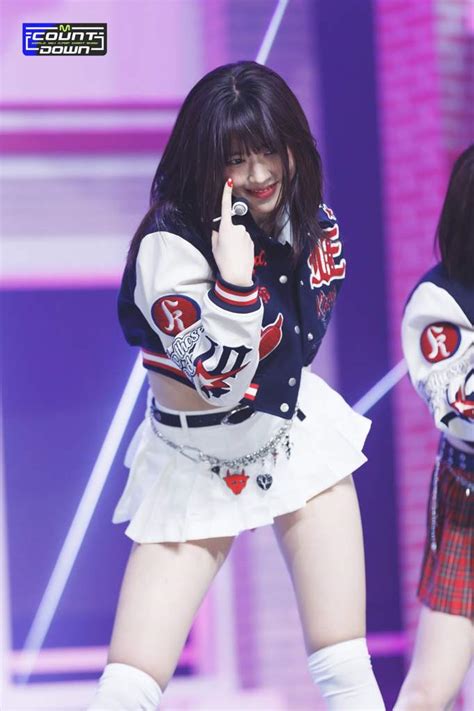 [mpd Fancam] Ive Yujin Kitsch Mcountdown 2023 4 13 Kpop Girl Groups ៹ Amino