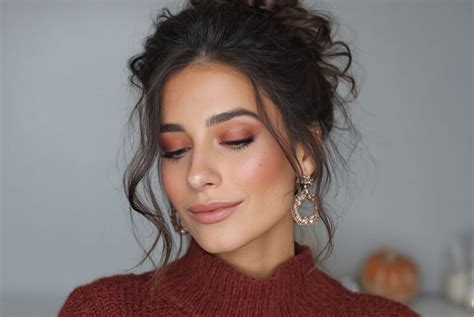 Makeup Looks For Brown Eyes Best Shades And Styles