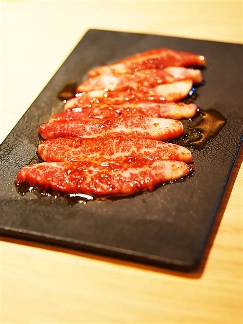 愛知県岡崎の焼肉ならyakiniku Tora 厳選したこだわりの和牛を提供