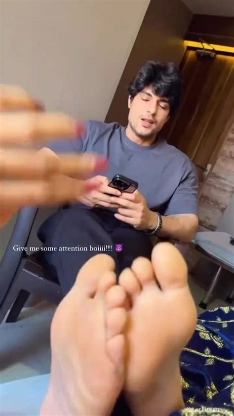 Indian Mainstream Tickle 1