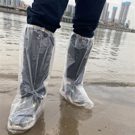 一次性雨衣鞋套加厚防漏耐磨隔离长筒鞋套户外雨天防滑骑行长靴套 虎窝淘