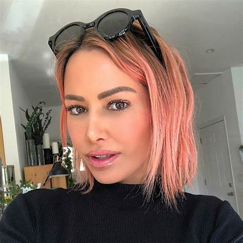 Tina Louise Biography 24 Photos Age Height Real Name Instagram