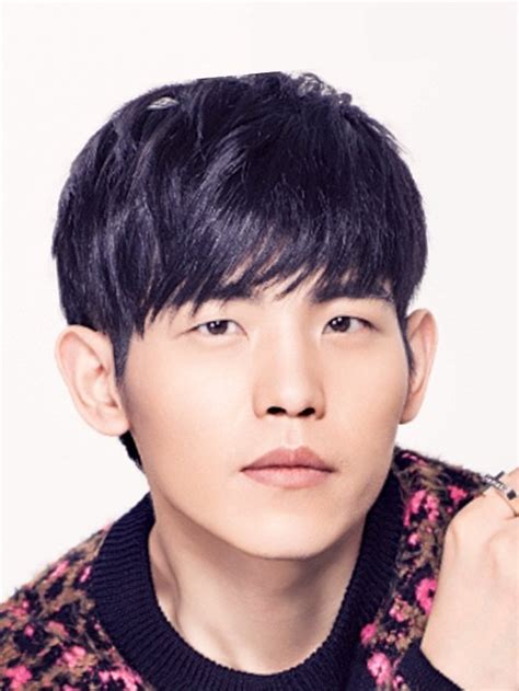 Zhou Zhan Chi 周展翅 Mydramalist