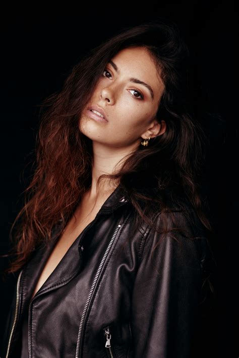 Caroline Podlewski Agence May June