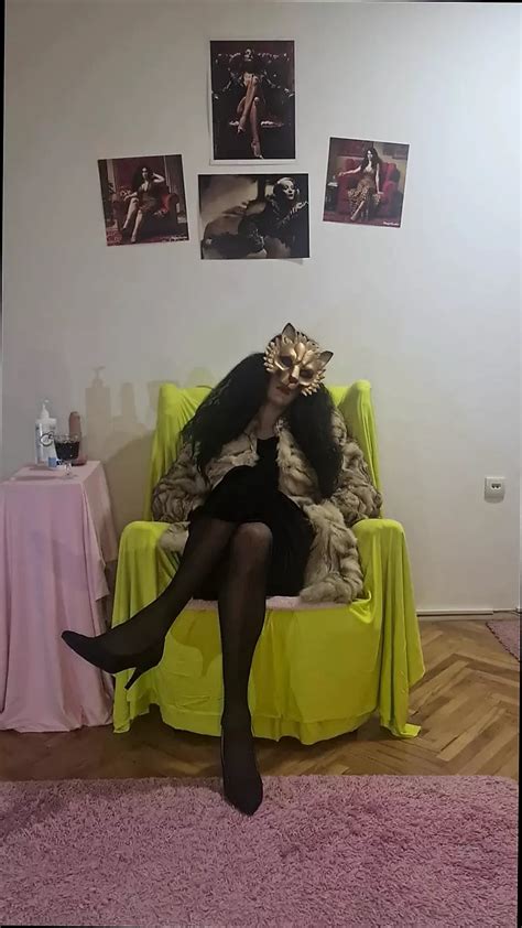 New Kitten Is On The Block Teaser Video Gay Big Cock Porn Feat QueenValeriaCD XHamster