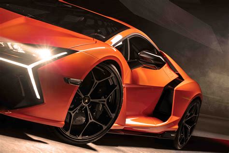 日本普利司通刷新超跑市場攜手頂級超跑電動車lamborghini Revuelto，搭載potenza Sport超跑輪胎 打造新世代駕馭新