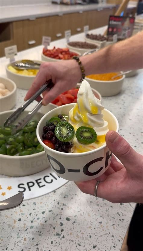 Yo Chi Frozen Yogurt What Does Our New Special Chi Tastes Like 🤔