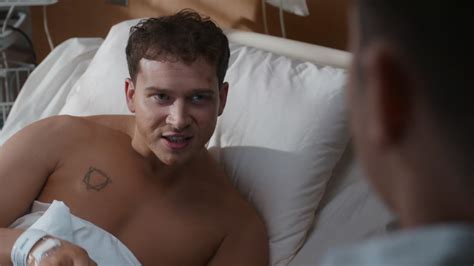 Auscaps Oliver Stark Shirtless In 9 1 1 8 05 Masks