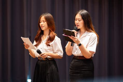 King Mongkuts University Of Technology Thonburi The Closing Ceremony