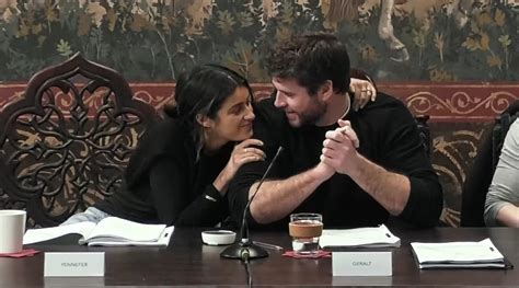 Появилась теория как в 4 сезоне «Ведьмака объяснят замену Генри Кавилла на Лиама Хемсворта