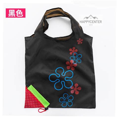 ถุงผ้าลายสตอเบอรี่ หลากหลายสี ถุงพับเก็บได้ ถุงใส่ของ ถุงผ้าลดโลกร้อน สินค้าพร้อมส่ง Hc99