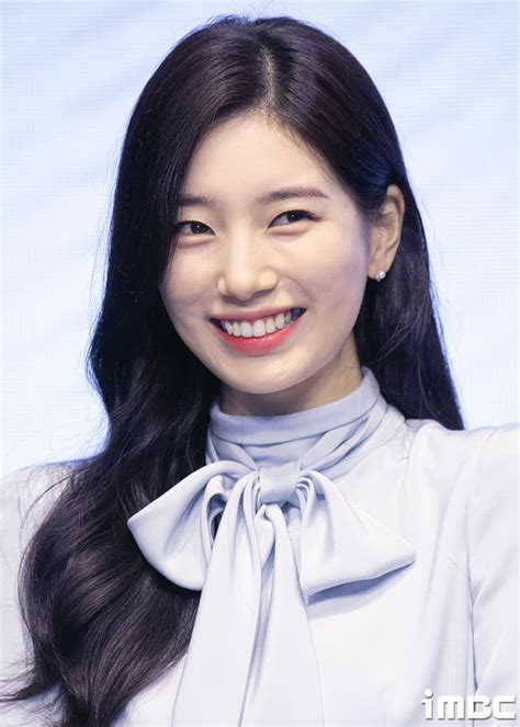 Mysuzythailand ซูจี ใส่เสื้อผ้าไปกว่า 150