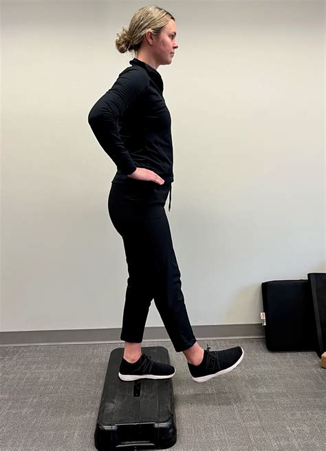 Knee Rehab Exercise The Step Down West End Physiotherapy